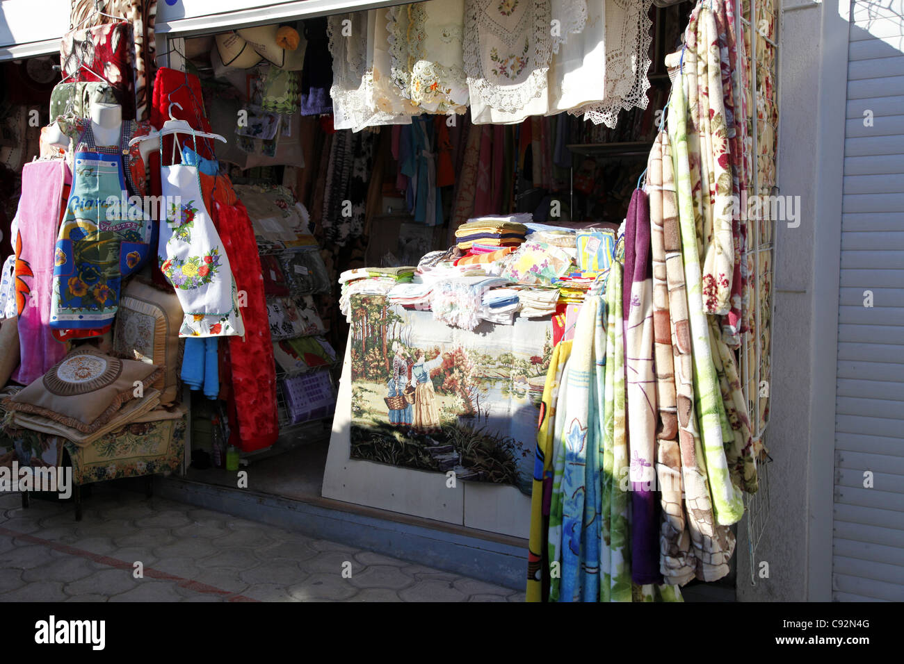 Cloth stall hi-res stock photography and images - Alamy
