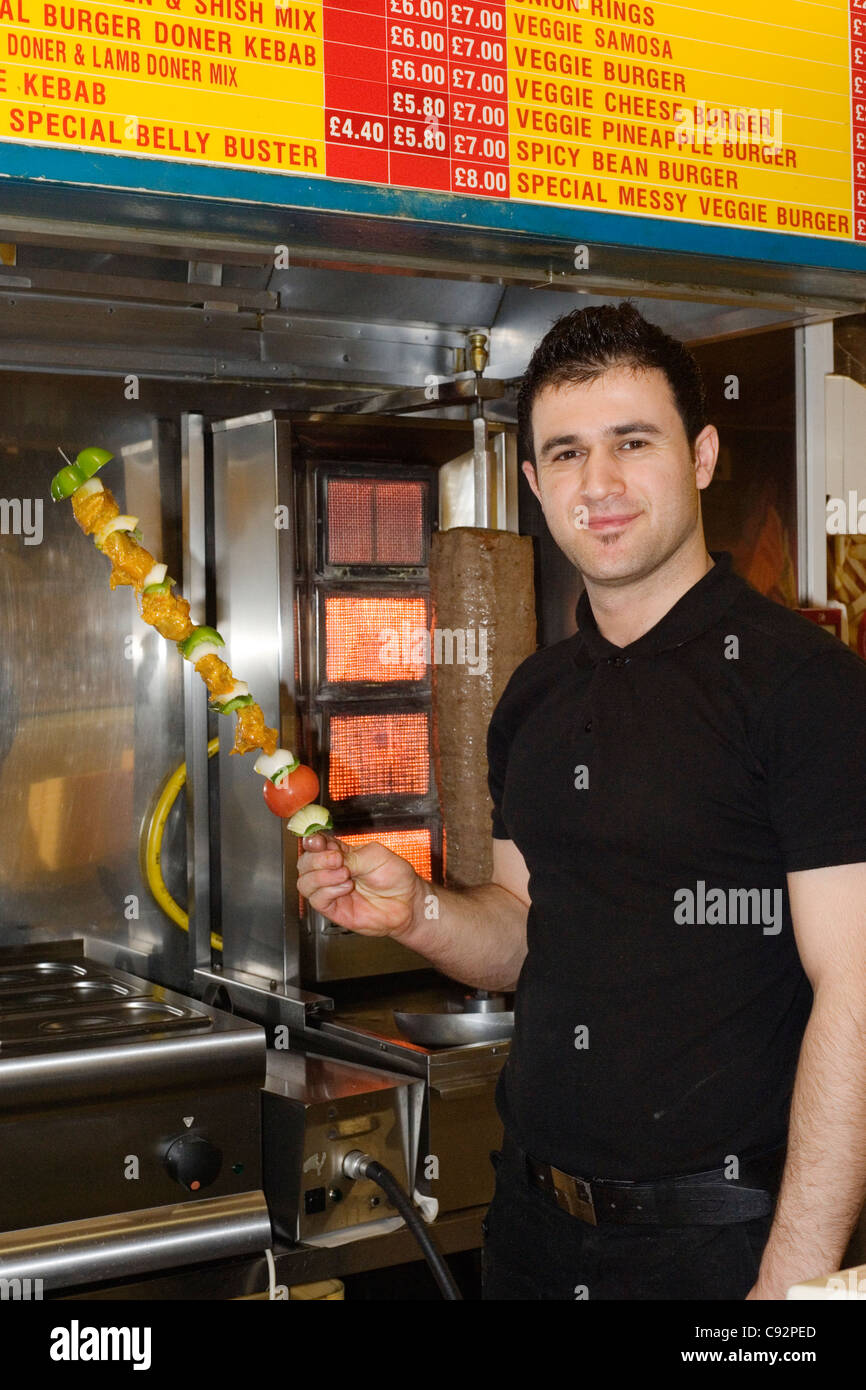 Chicken and doner kebabs hi-res stock photography and images - Alamy