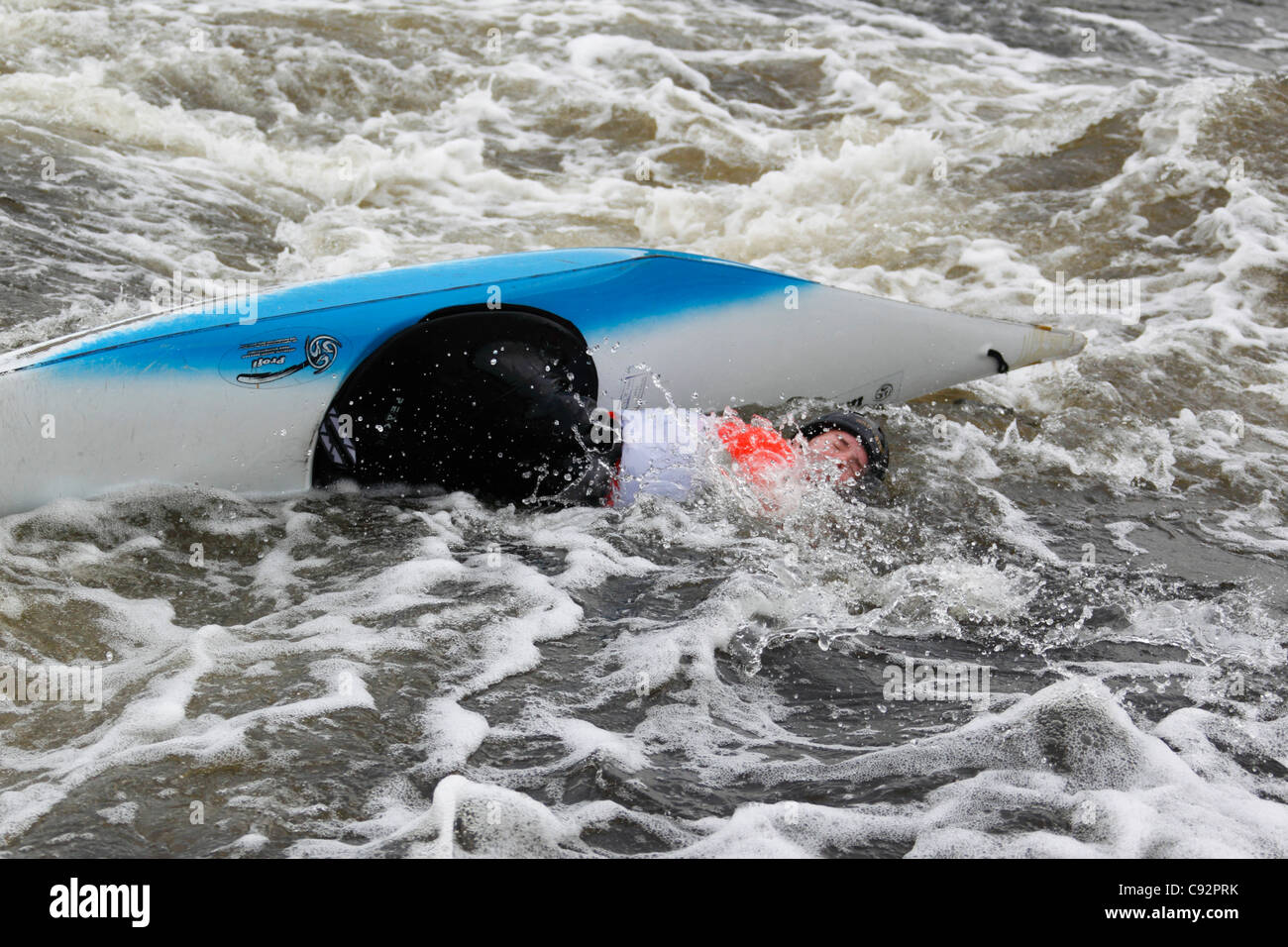 Capsize canoe hi-res stock photography and images - Alamy