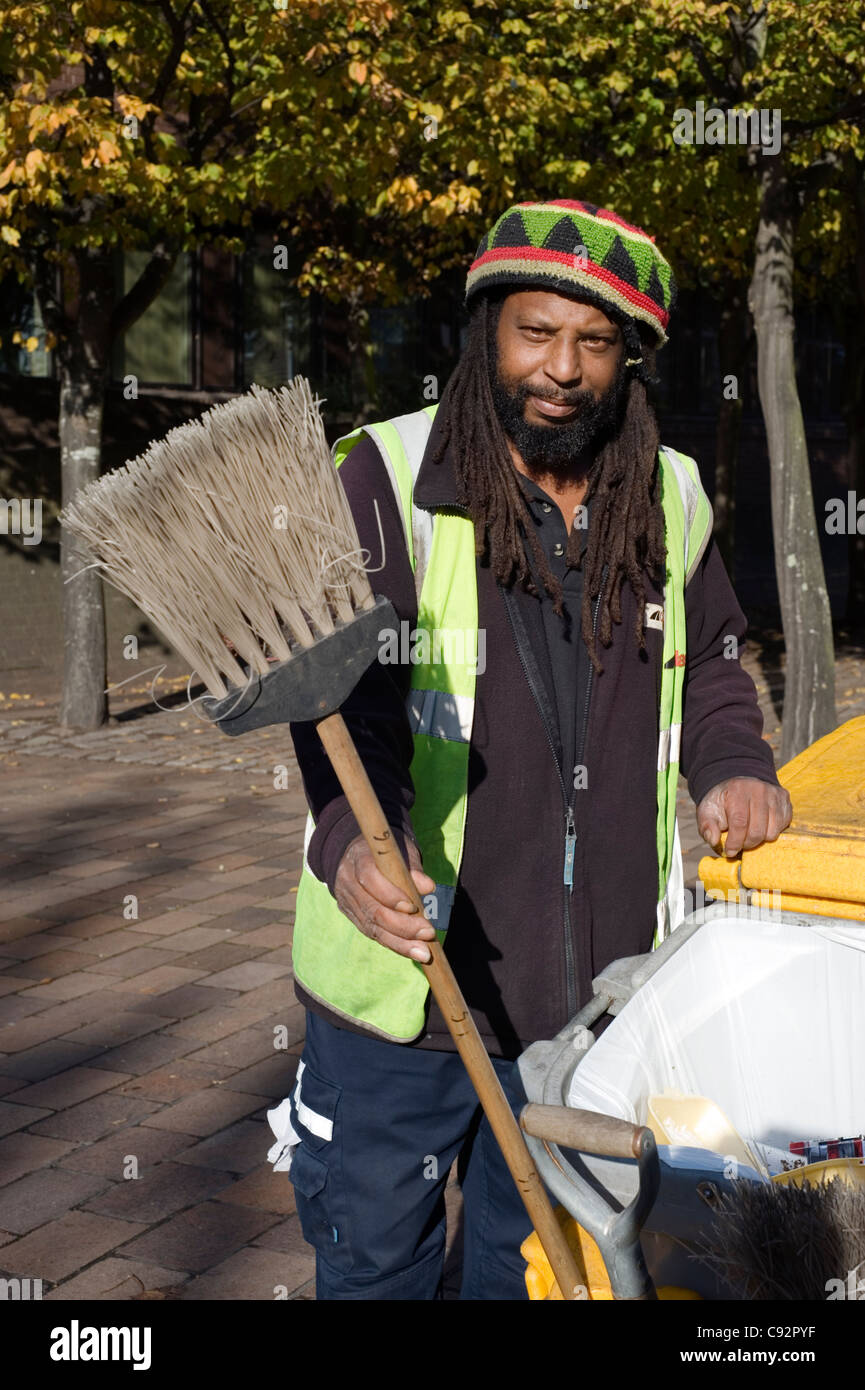 Male council street cleaner hi-res stock photography and images - Alamy