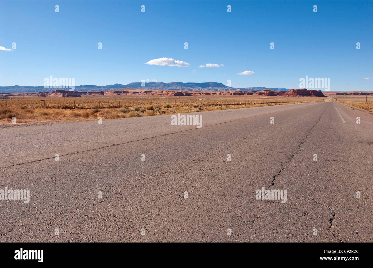 Arizona deserted country road hi-res stock photography and images - Alamy