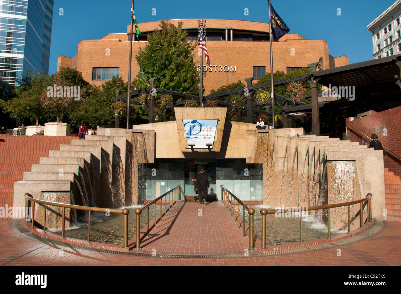 Courthouse square hi-res stock photography and images - Alamy