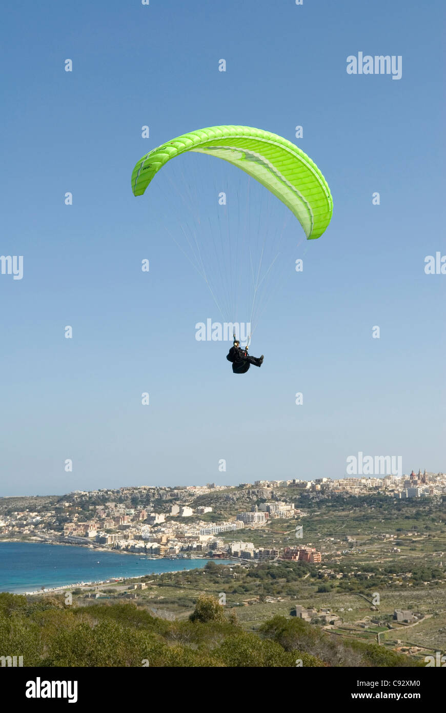Paragliding sail hi-res stock photography and images - Alamy