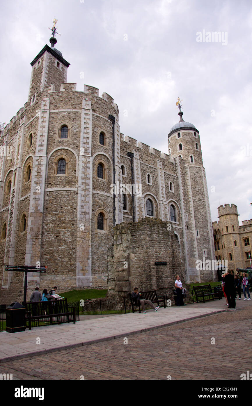 Caen stone limestone hi-res stock photography and images - Alamy
