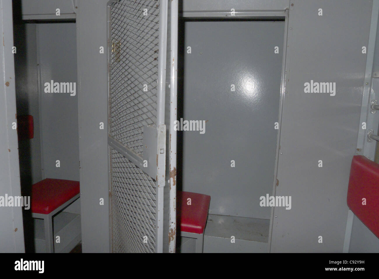 Prisoner transport hi-res stock photography and images - Alamy