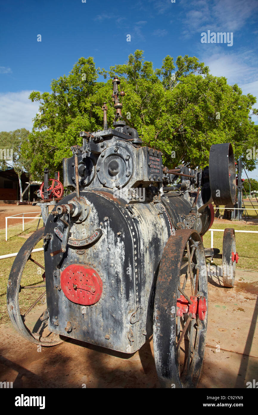 Old traction engine and gold rush relics, Memorial Park, Halls Creek ...