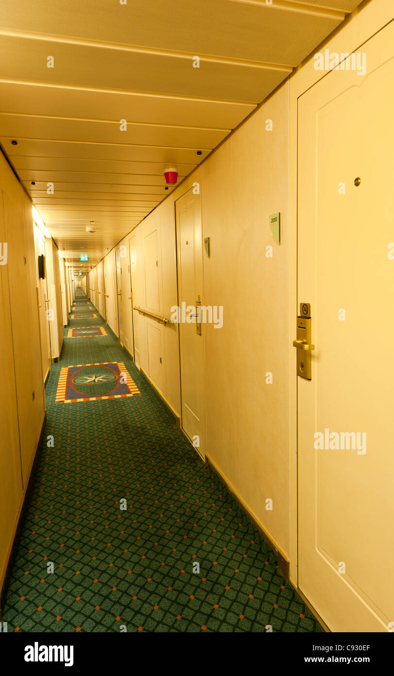 Carpeted walkway hi-res stock photography and images - Alamy