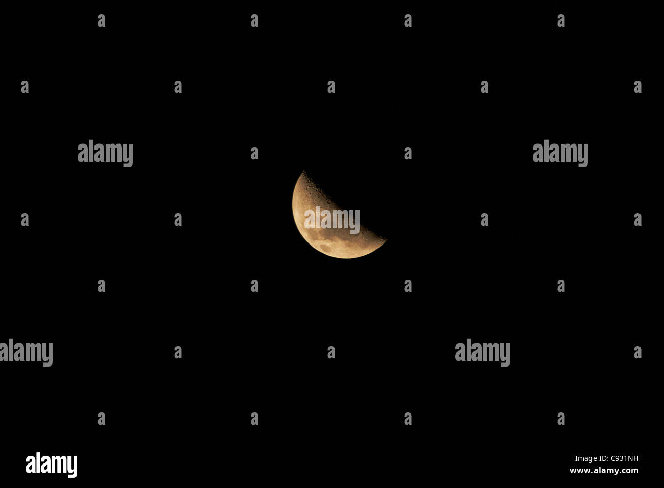 Crescent Moon, seen from Kununurra, Kimberley Region, Western Australia ...