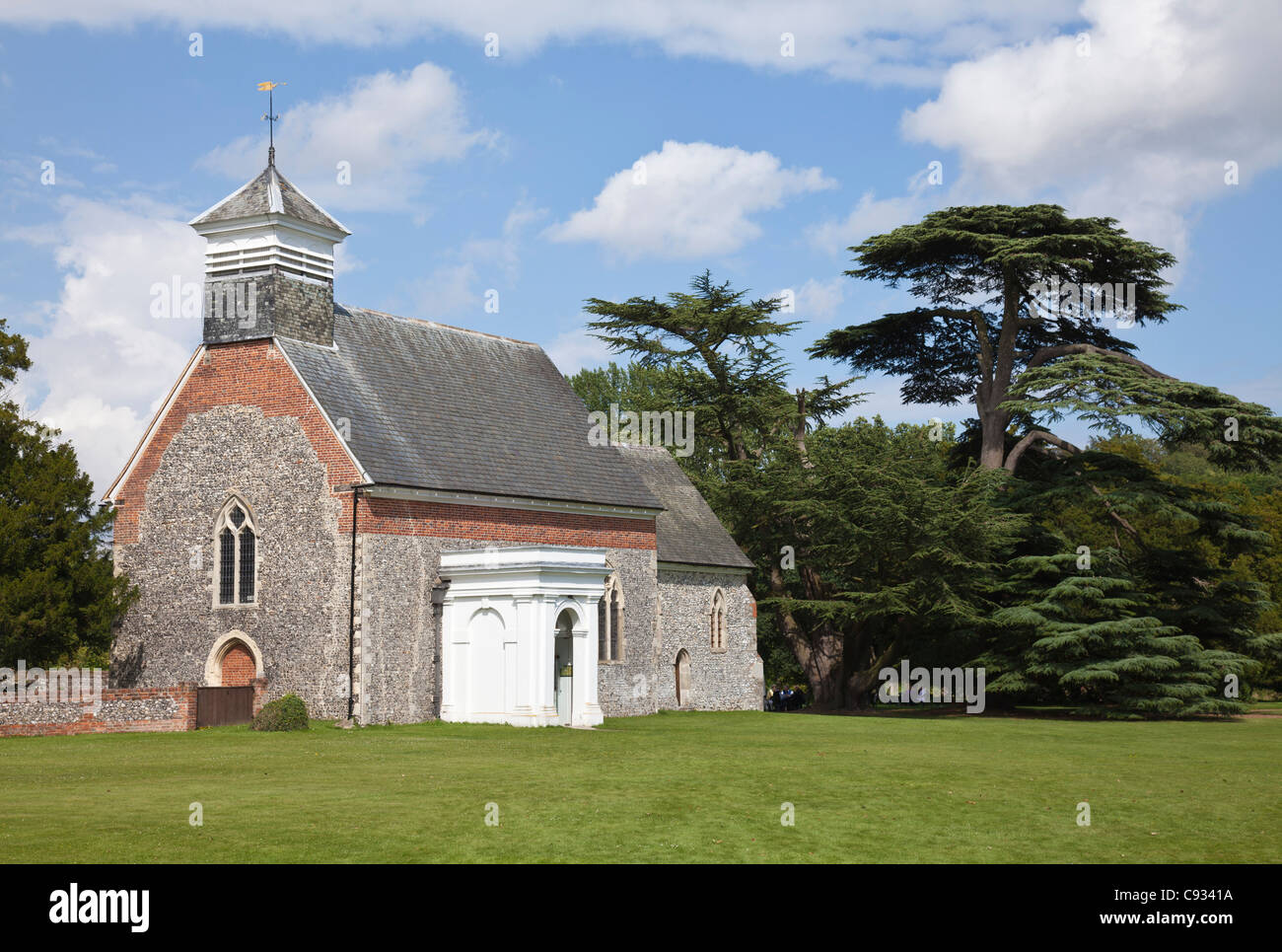 England, Kent, Lullingstone. Lullingstone Castle is one of Englands ...