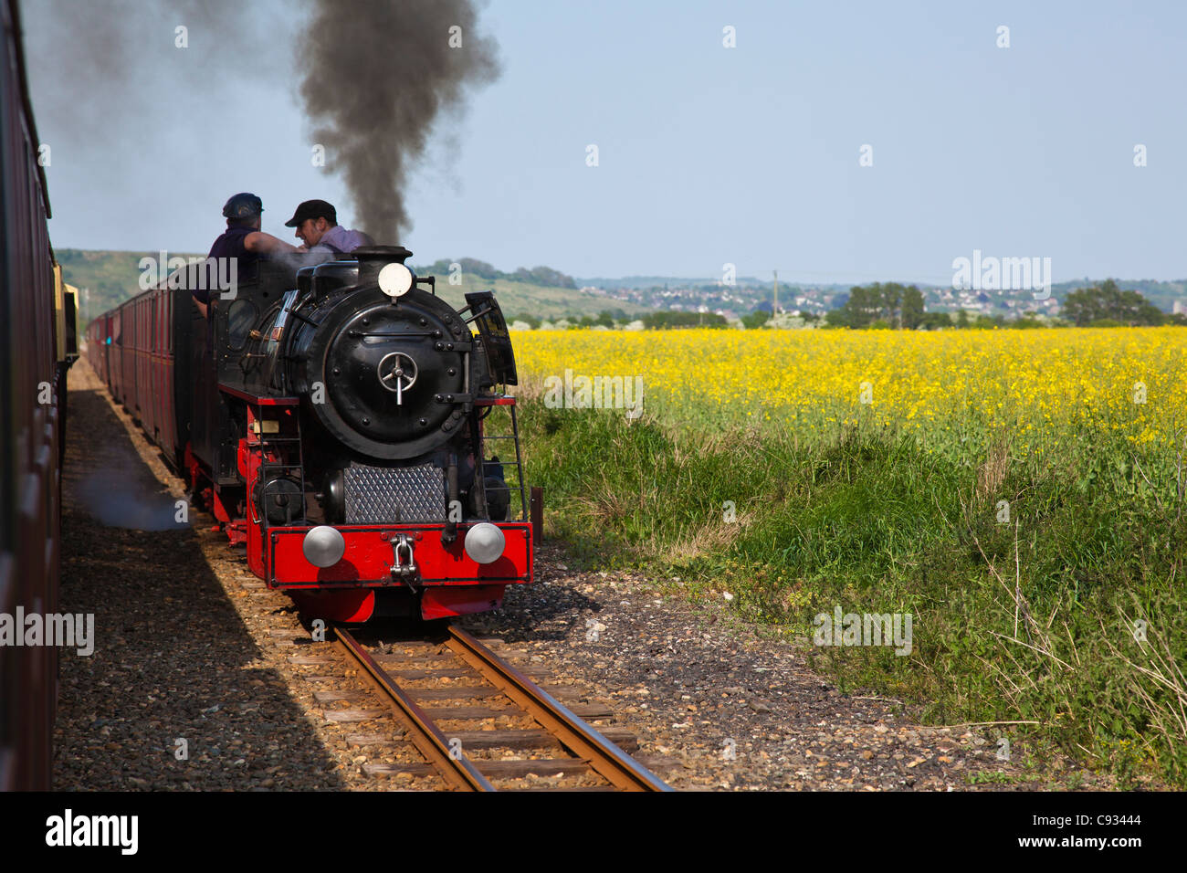 England, Kent, Dungeness. A minature steam locomotive on the Romney ...
