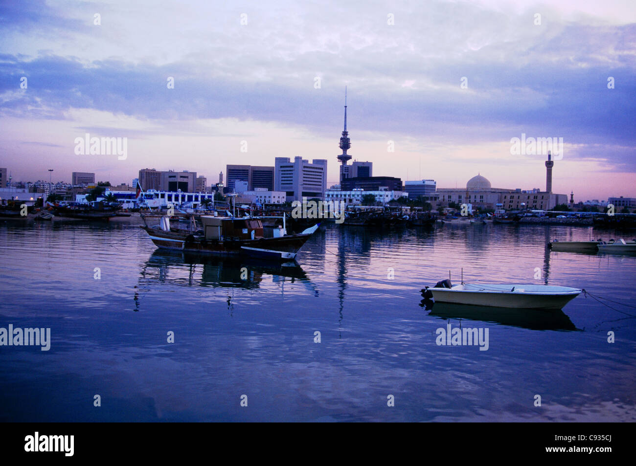 Kuwait City Kuwait Fishing Harbour Stock Photo - Alamy