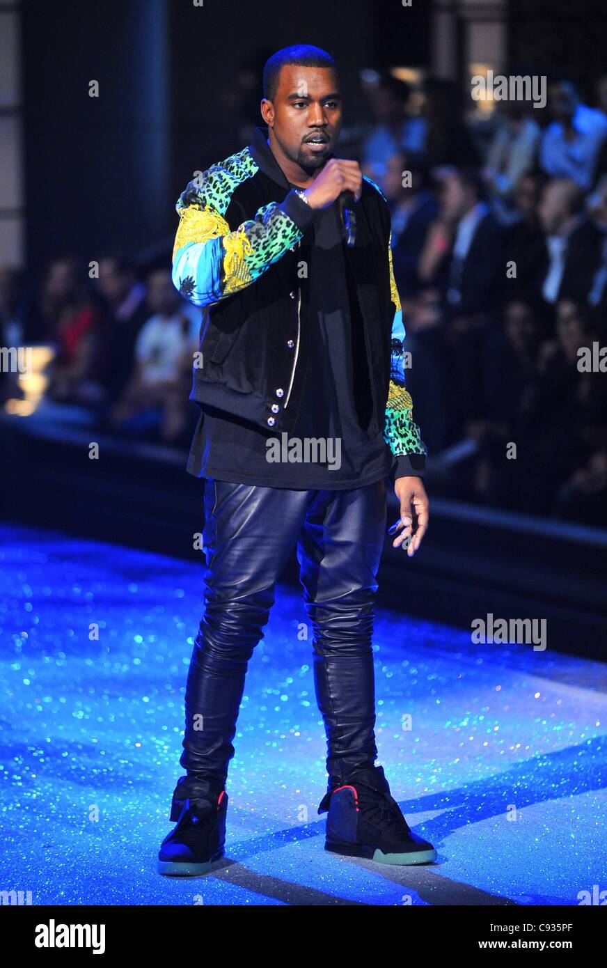 Kanye West on stage for 2011 Victoria's Secret Fashion Show - Runway Pt ...