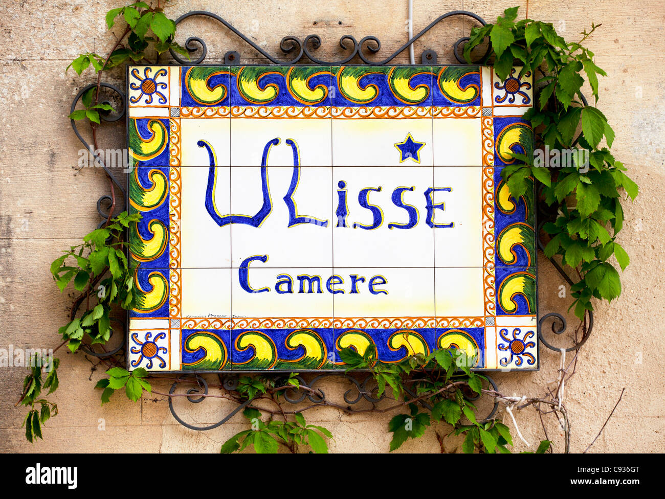 Sicily, Italy, Western Europe; Painted sign on a wall in Erice Stock ...
