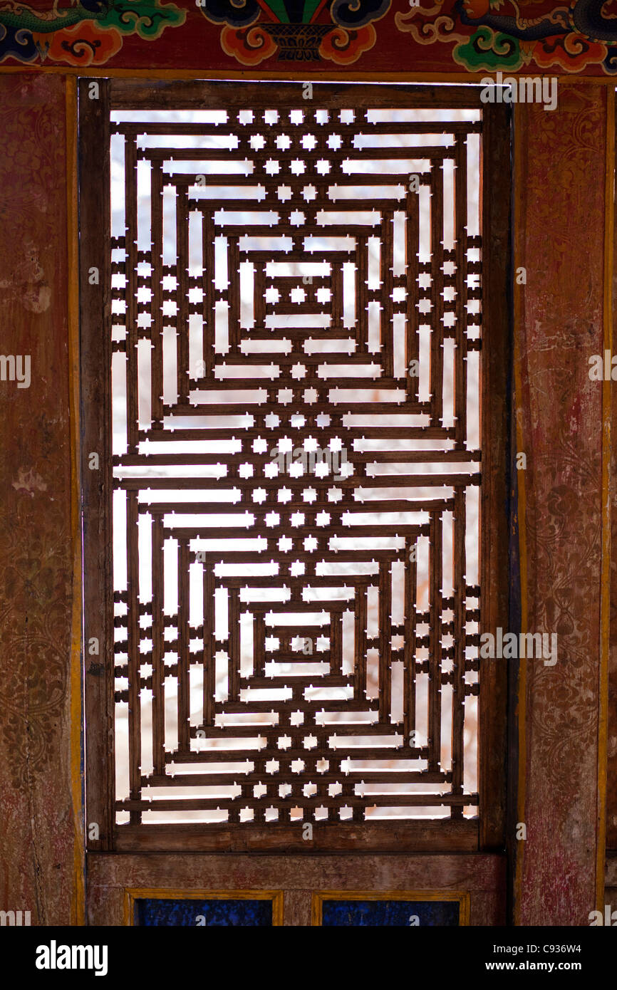 Lattice window hi-res stock photography and images - Alamy