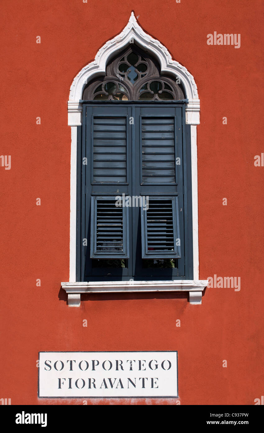 Venice, Veneto, Italy; A venetian window Stock Photo - Alamy