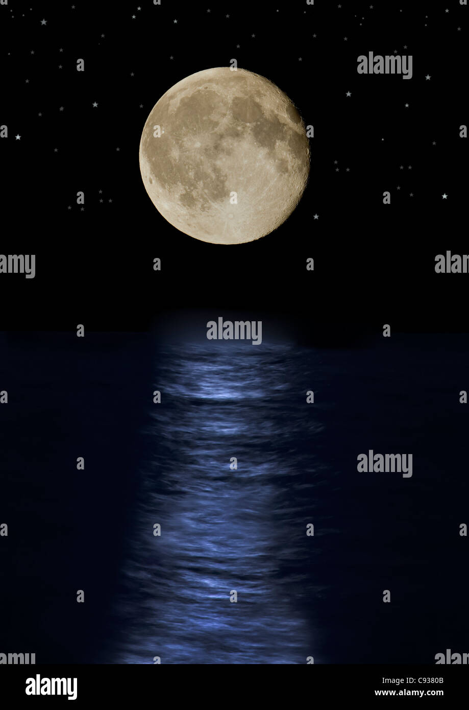 Moonlight night sky hi-res stock photography and images - Alamy