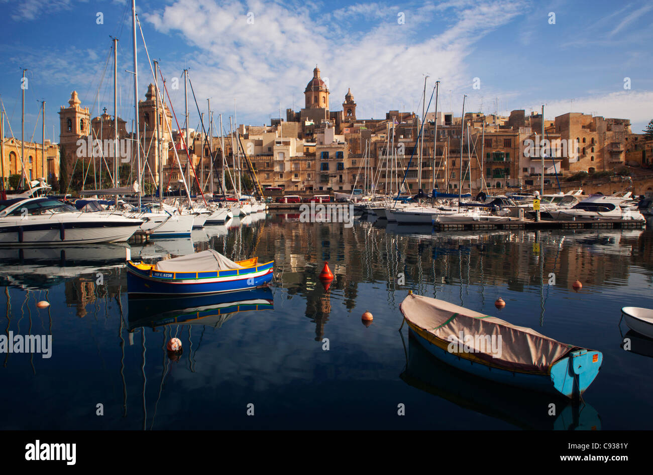 Port of malta hi-res stock photography and images - Alamy