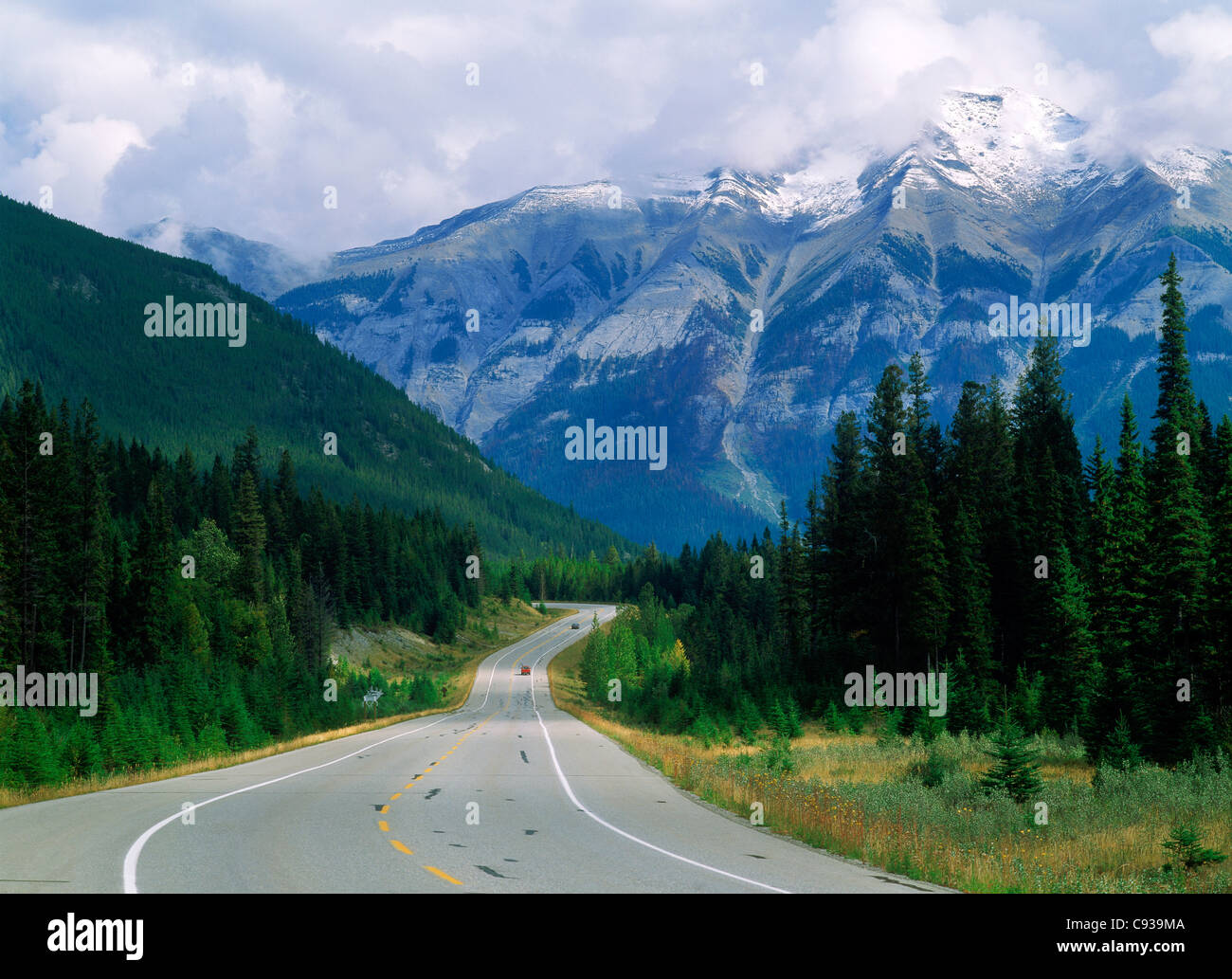 Canadian highways hi-res stock photography and images - Alamy