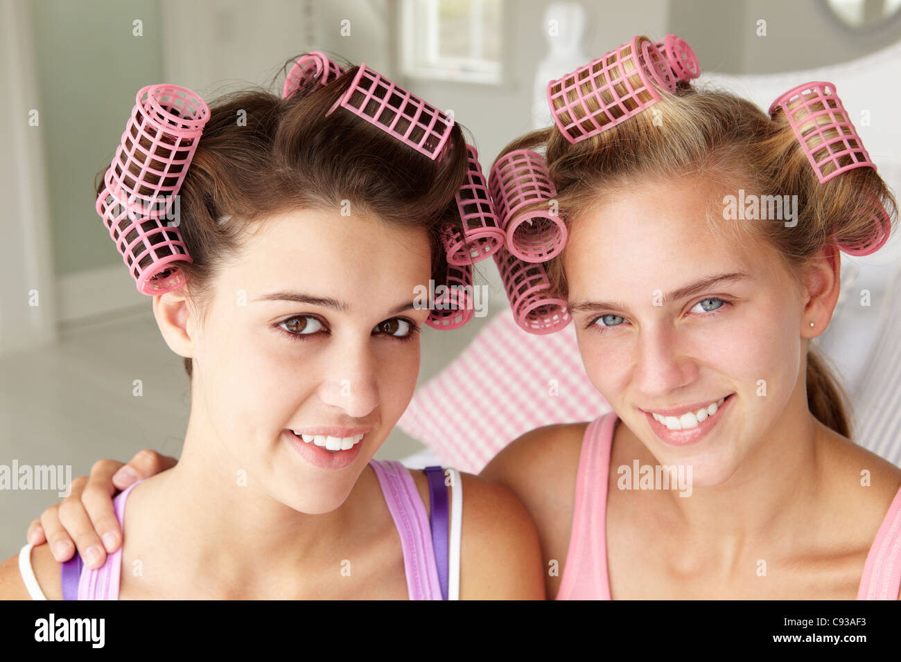 Girls with hair rollers hi-res stock photography and images - Alamy