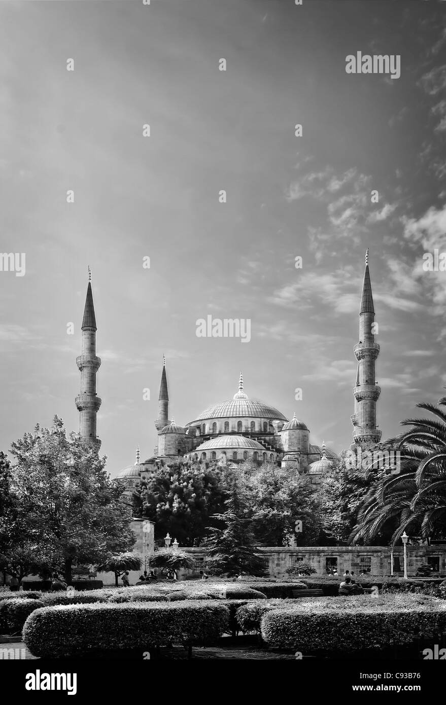 Oriental mosque Black and White Stock Photos & Images - Alamy