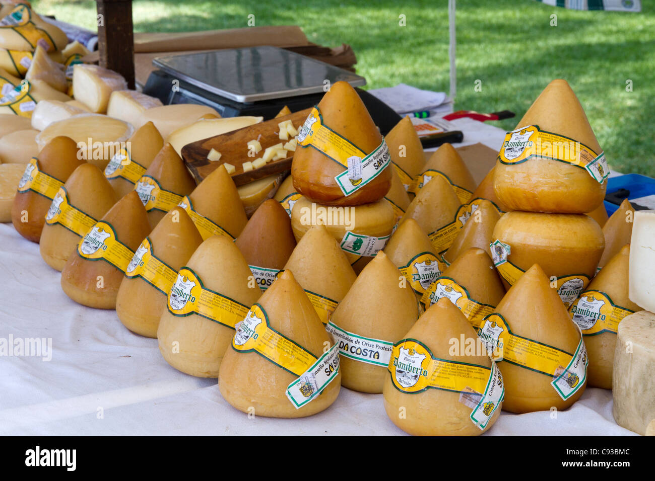 Typical spanish stall hi-res stock photography and images - Alamy