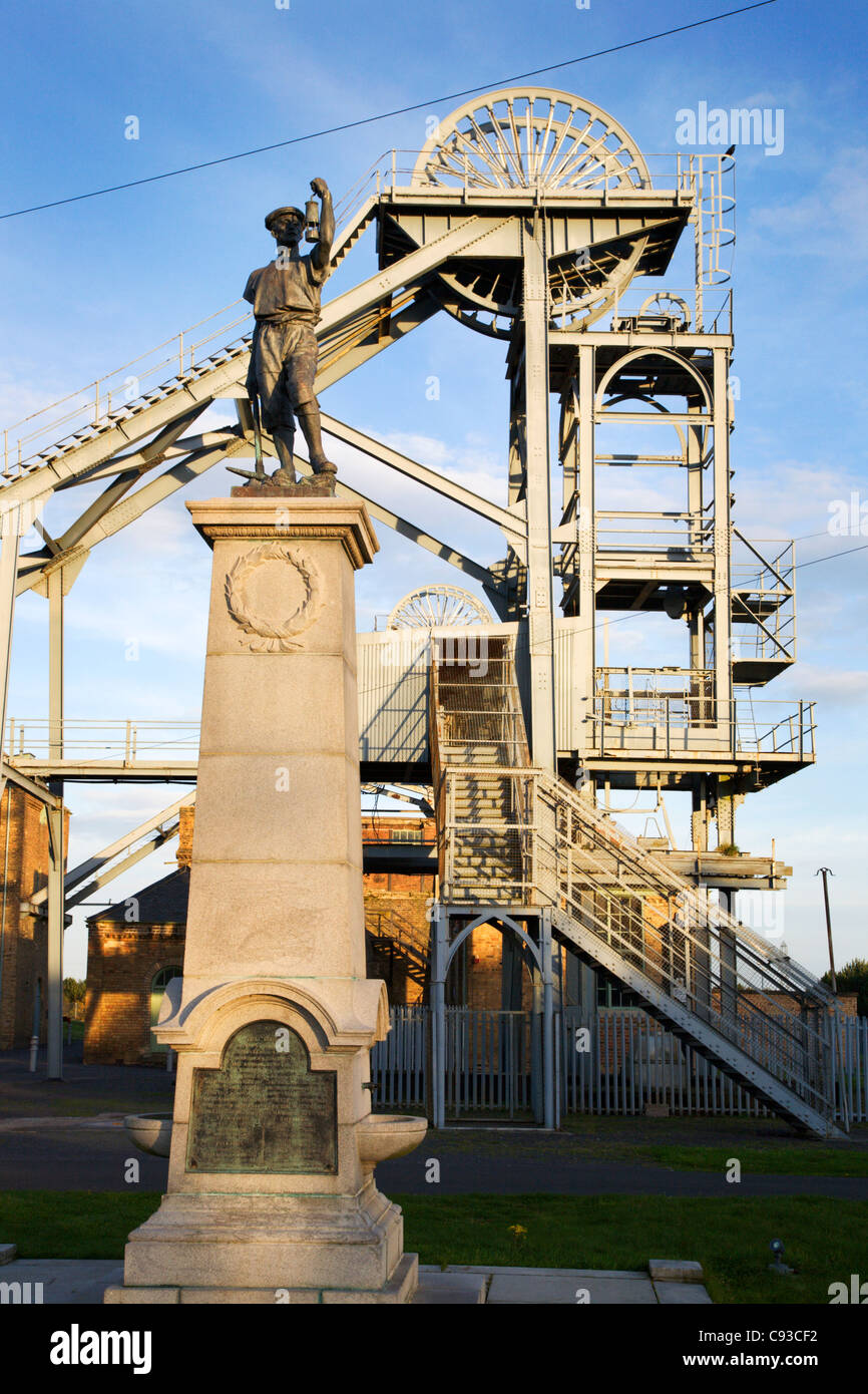 Miner Statue and Old Pit Head at Woodhorn Mining Museum Northumberland ...