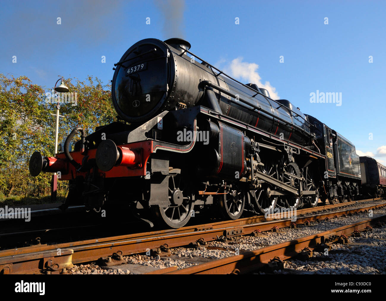 Stanier black 5 45379 locomotive hi-res stock photography and images ...