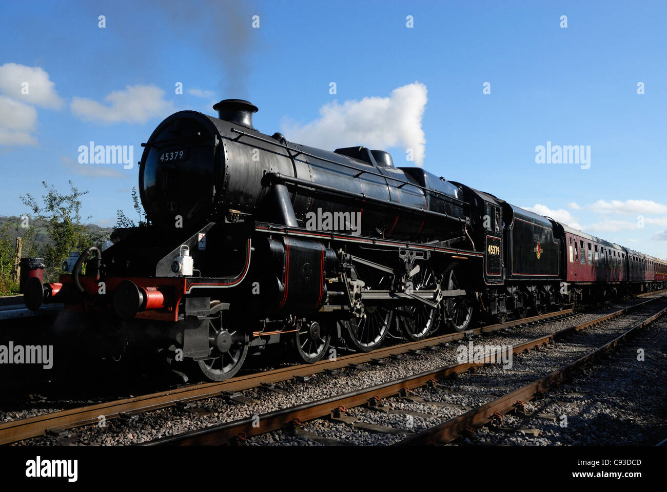 Steam locomotive Black 5 no 45379 at Bitten railway (Avon Valley ...