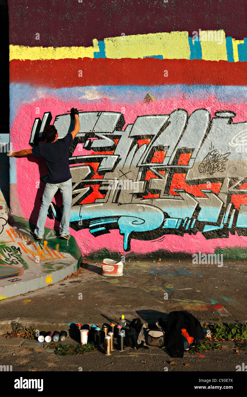 German graffiti artist hi-res stock photography and images - Alamy