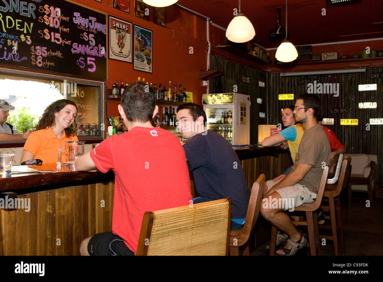 Backpackers Hostel: bar Stock Photo - Alamy