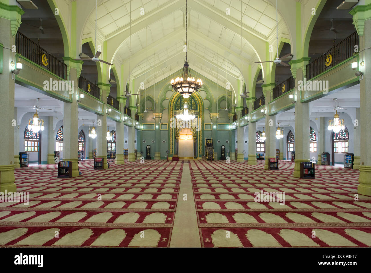 Prayer hall mosque hi-res stock photography and images - Alamy