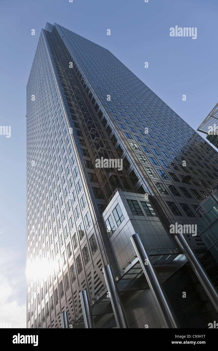 One canada square london hi-res stock photography and images - Alamy