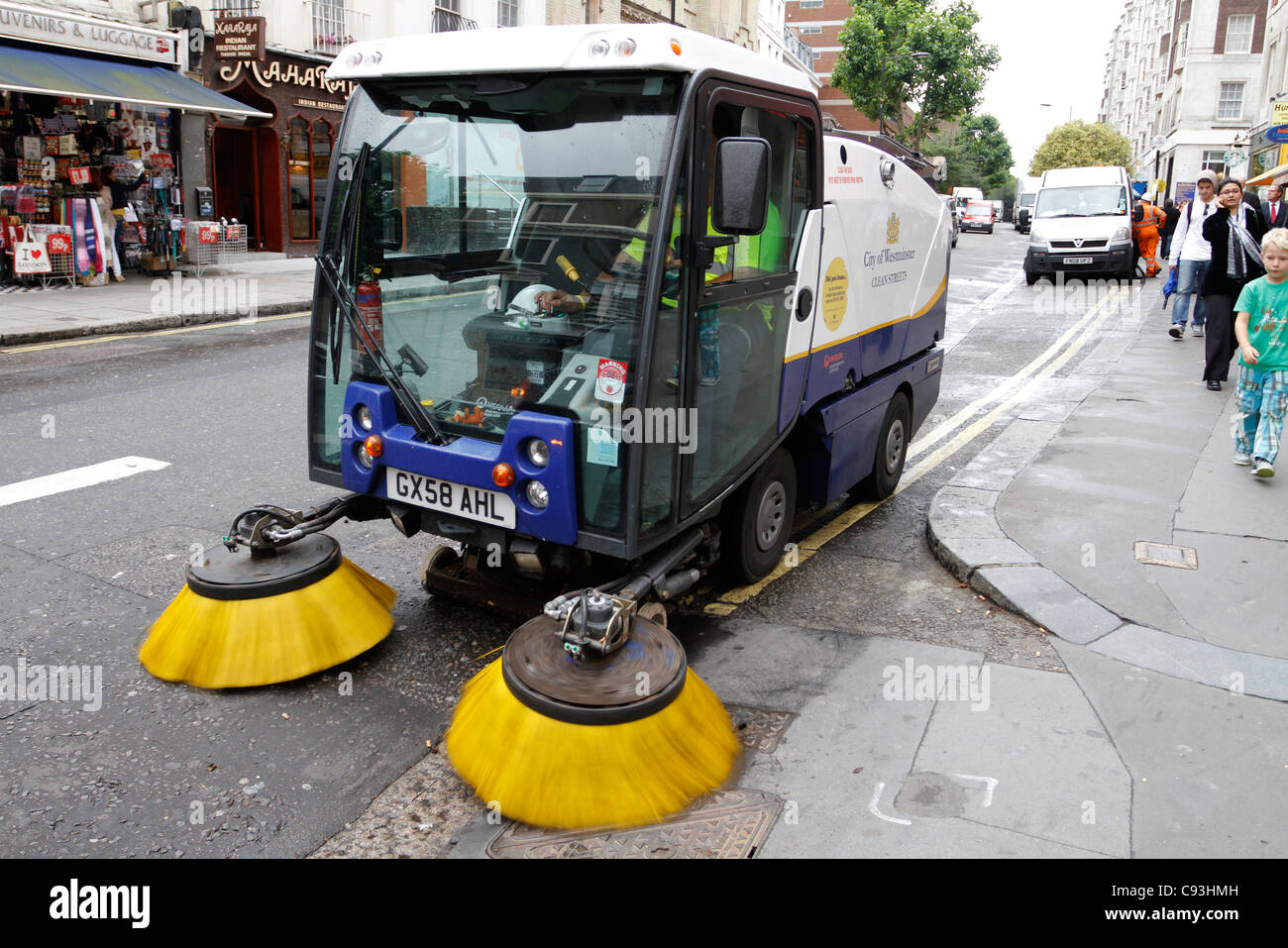 Road sweeper machine hi-res stock photography and images - Alamy