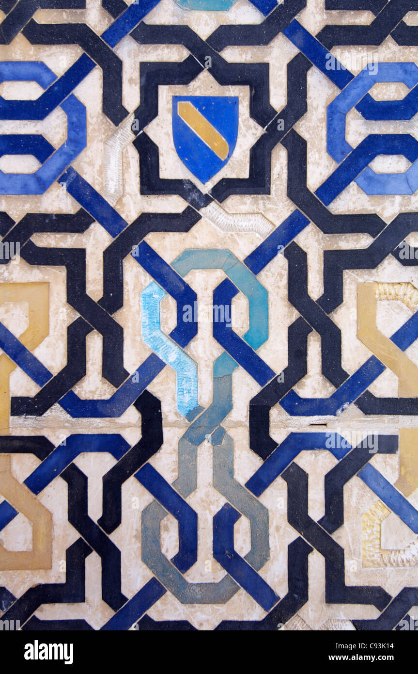 Arabic mosaic tile art alhambra hi-res stock photography and images - Alamy