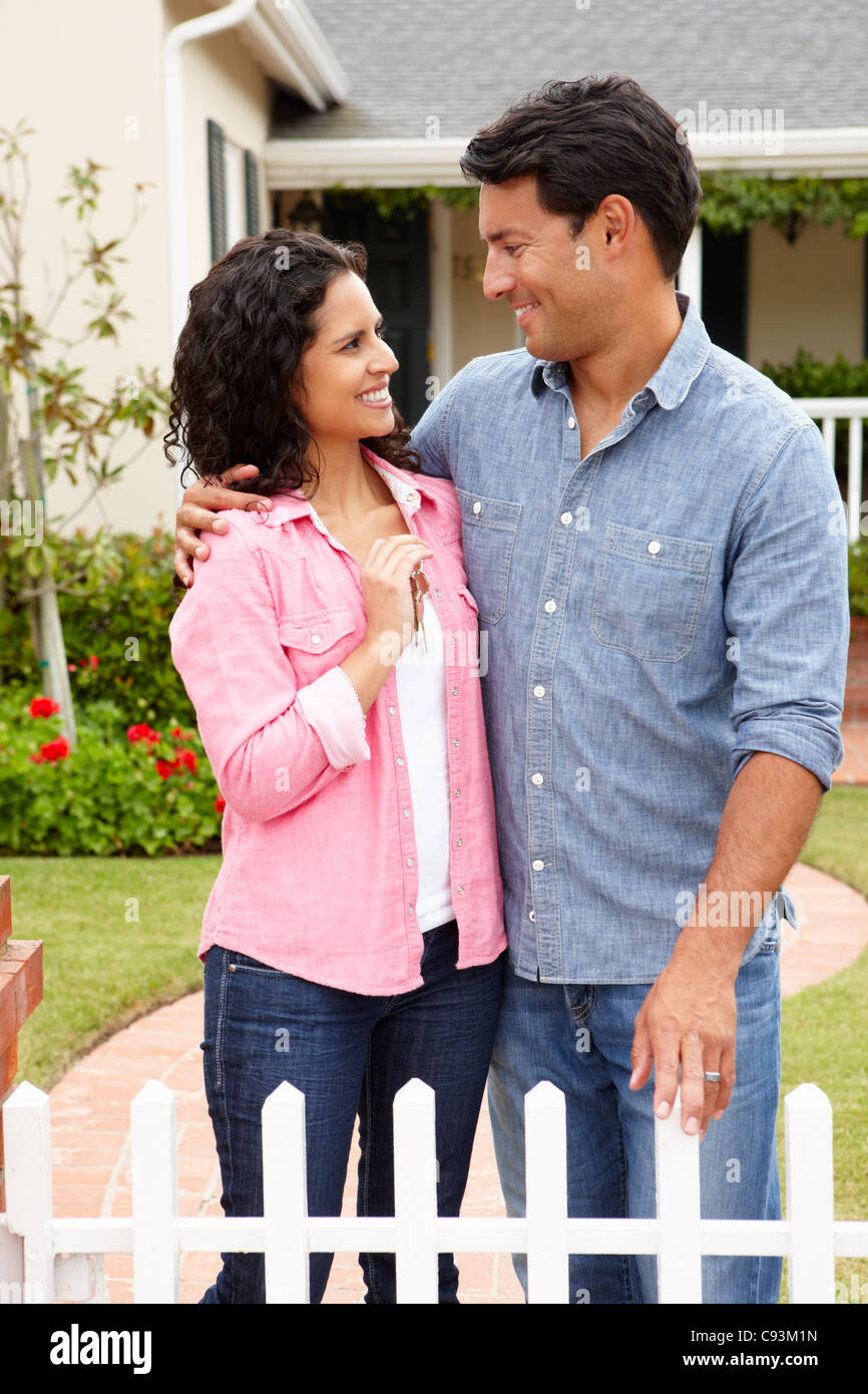 Man outside house gate hi-res stock photography and images - Alamy
