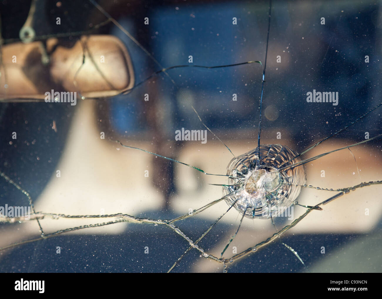 Cracked windscreen hi-res stock photography and images - Alamy