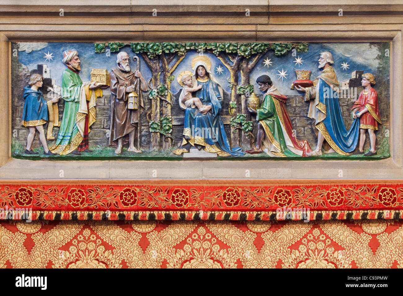 Church altar reredos hi-res stock photography and images - Alamy