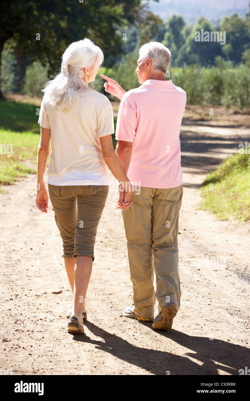 Walk in country hi-res stock photography and images - Alamy