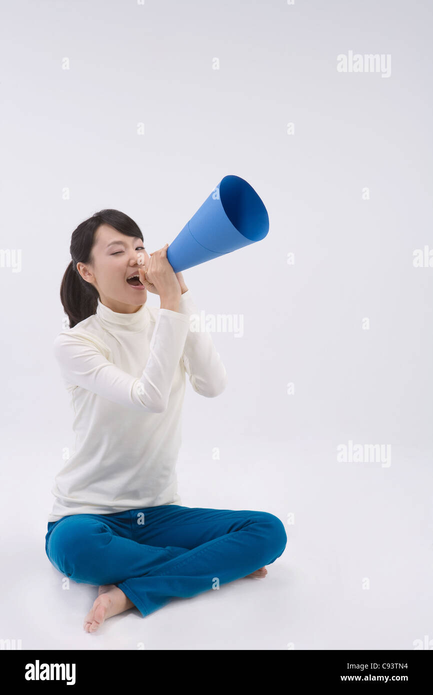 Megaphone shouting ideas hi-res stock photography and images - Alamy