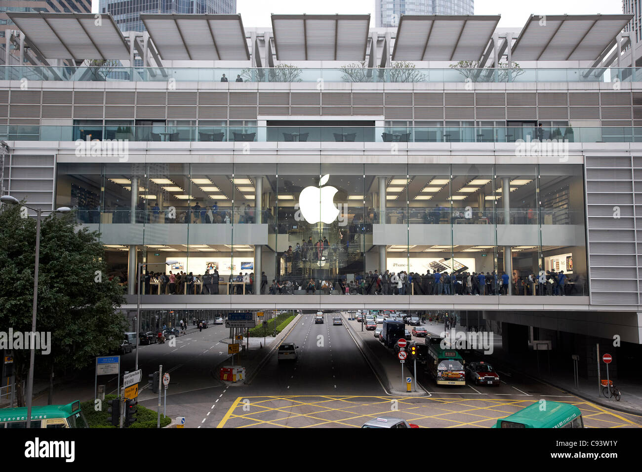 Launch of the Apple iPhone 4S at the companys flagship retail store in ...