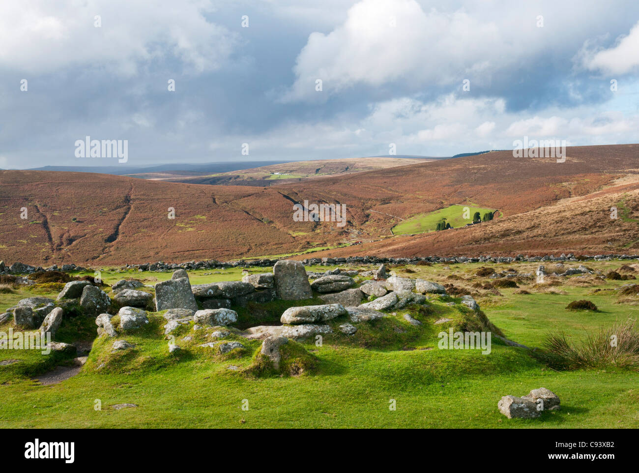 Ancient bronze age settlement remains of grimspound hi-res stock ...