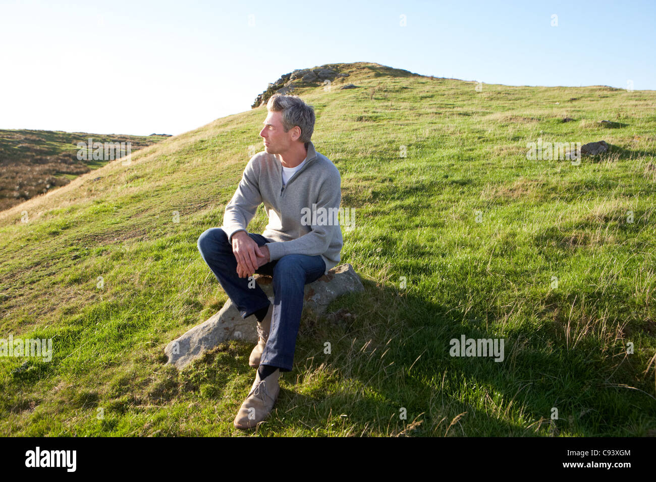 Man countryside gazing hi-res stock photography and images - Alamy