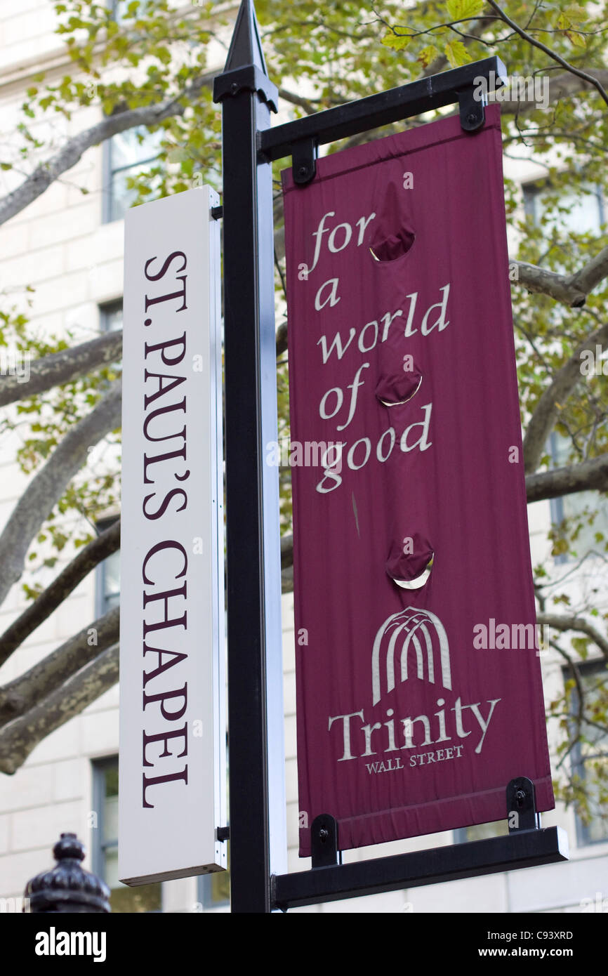 Trinity Church and St Pauls Chapel at the site of Ground Zero 911 NYC ...