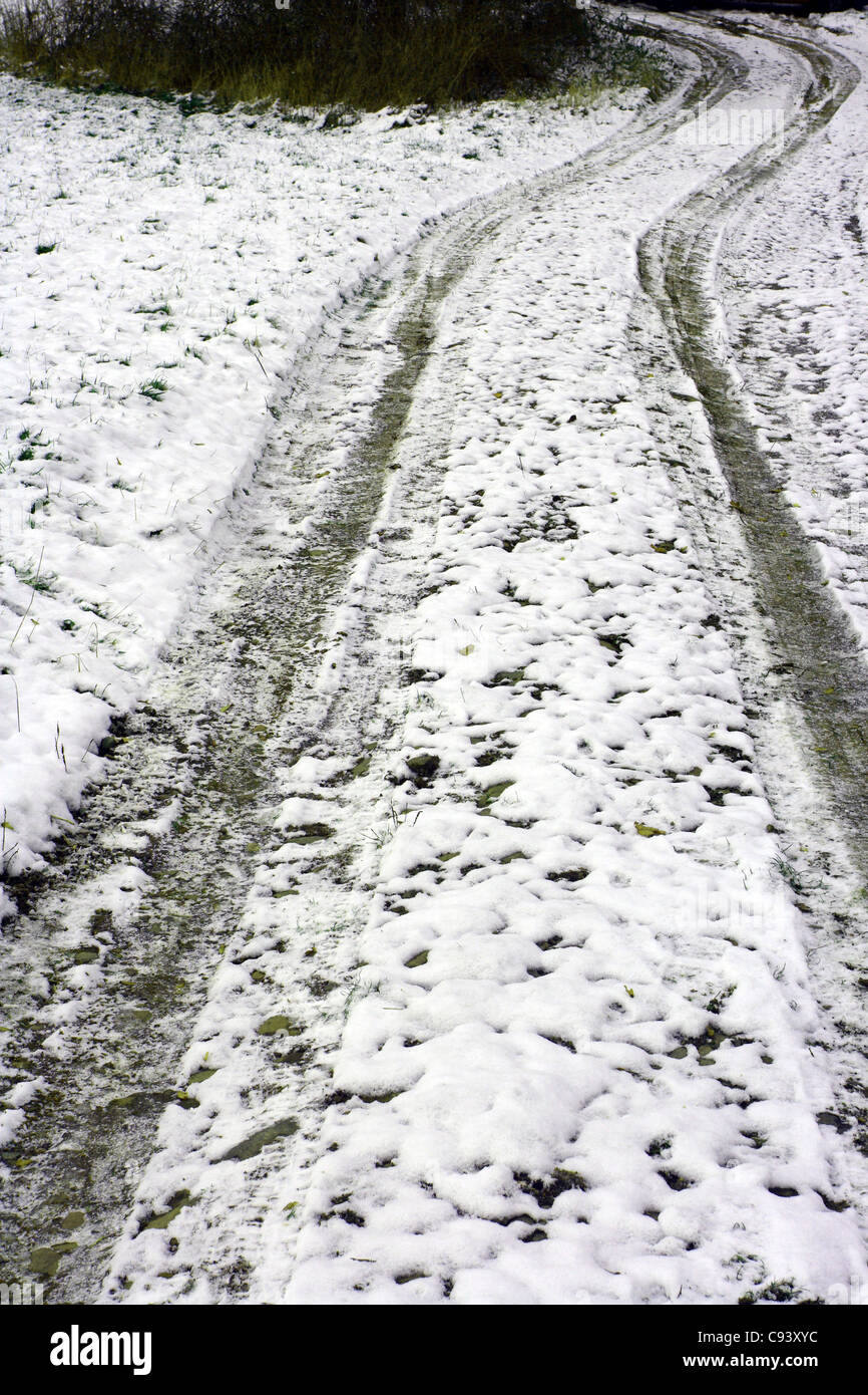 way with snow Stock Photo - Alamy