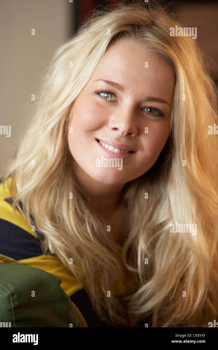Young woman portrait Stock Photo - Alamy
