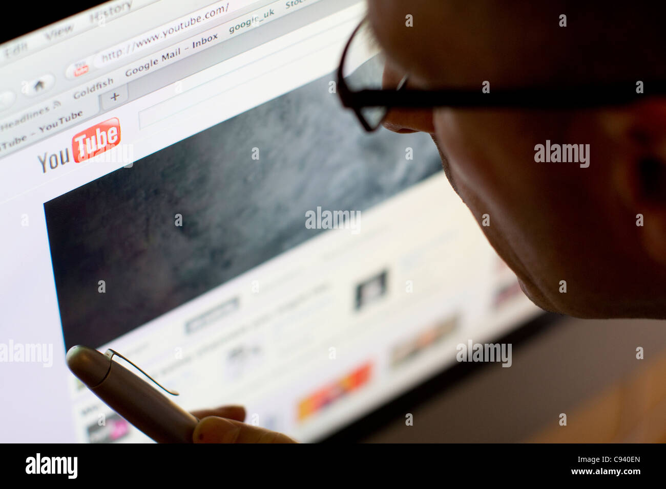 internet web site of you tube youtube video sharing site Stock Photo ...