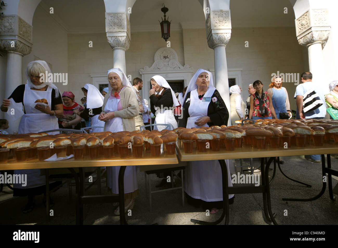 NUNS GIVE OUT BREAD AT ROMANOV CHAPEL OF THE HOLY & LIFE-GIVING CROSS ...