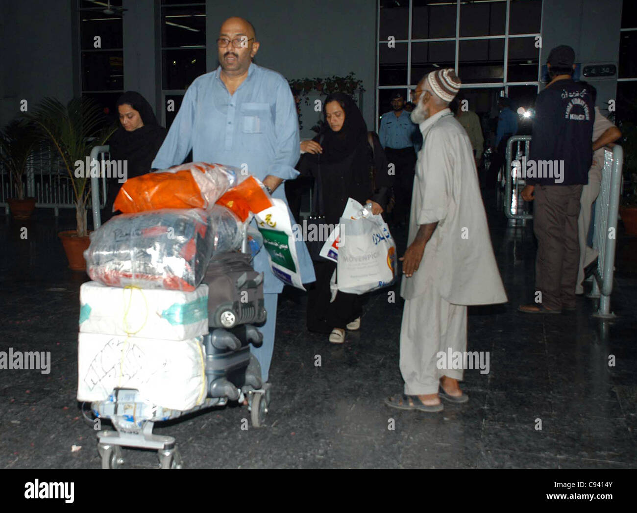 Hajj terminal hi-res stock photography and images - Alamy
