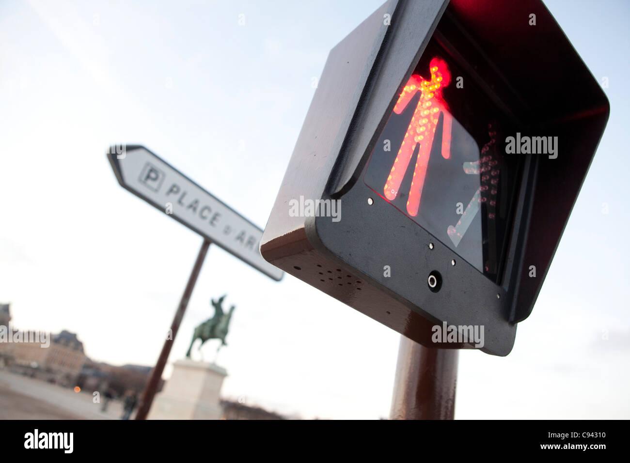 Illuminated directional signs hi-res stock photography and images - Alamy