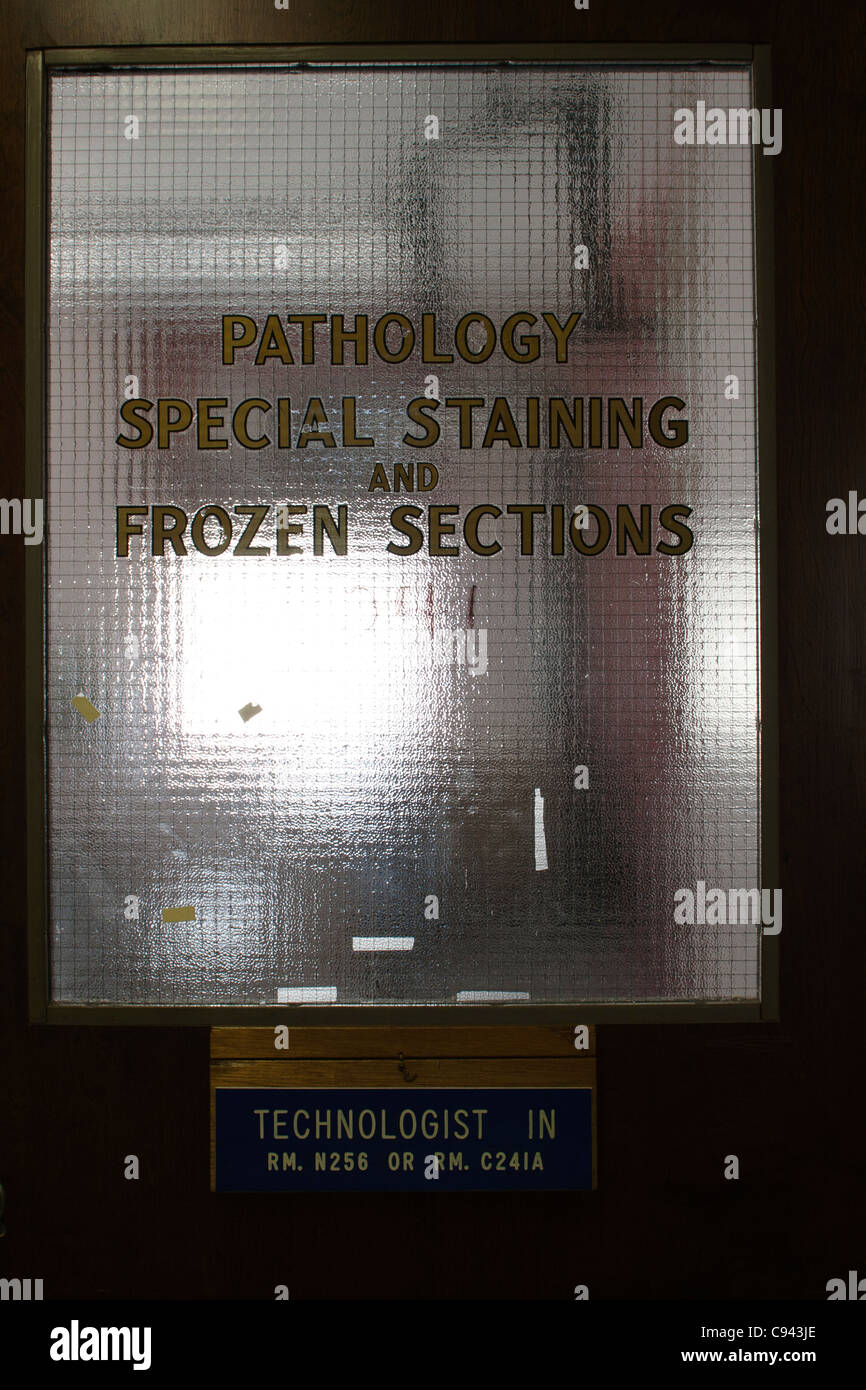 Old fashioned hospital hi-res stock photography and images - Alamy